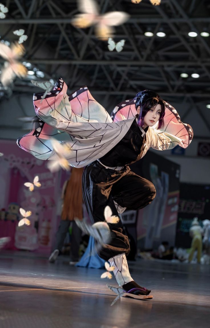 Moda Otaku: Como os Animes Transformam o Estilo de Vida de Fãs